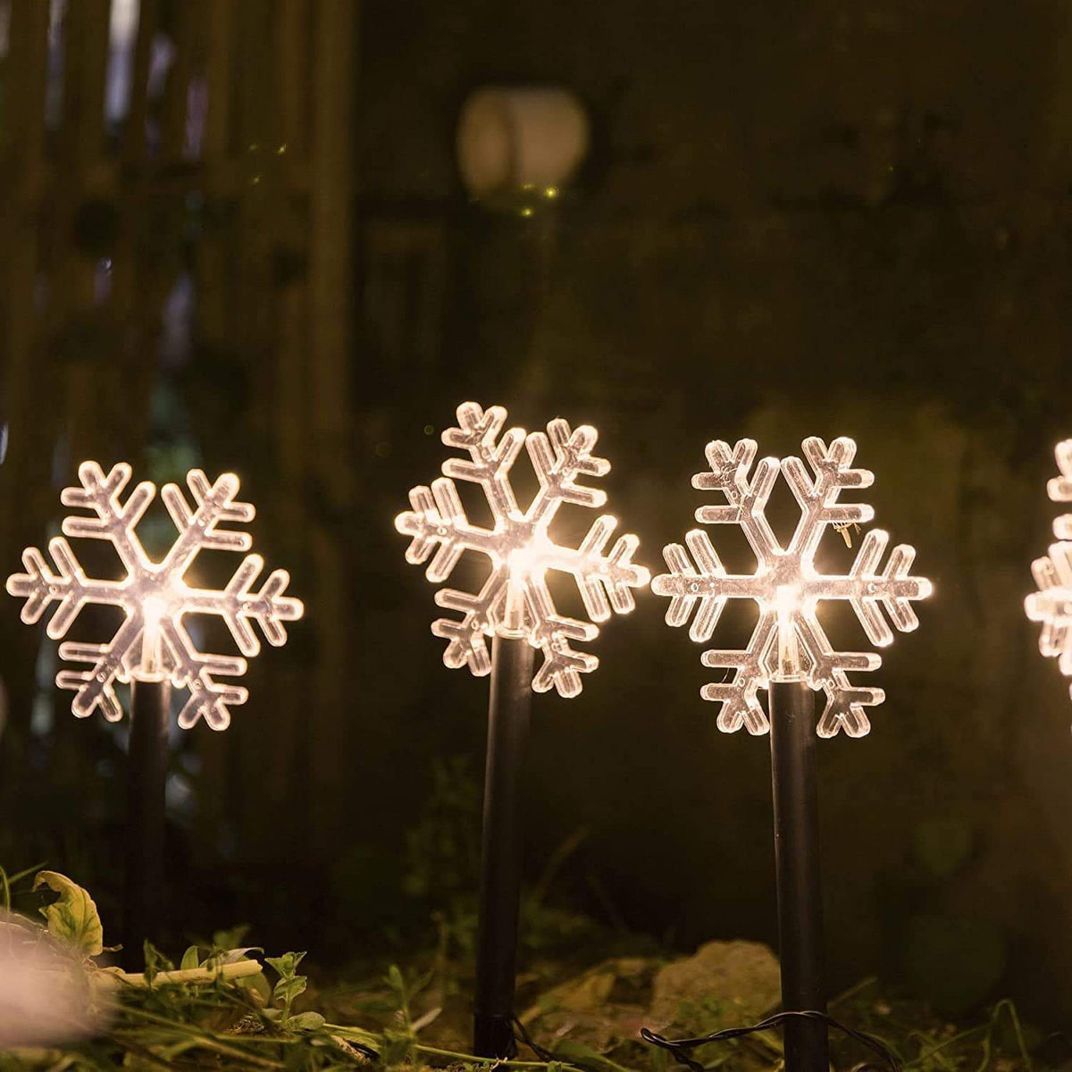 Solar Powered Snowflakes Lights [FREE Shipping] – Gadget Gerbil